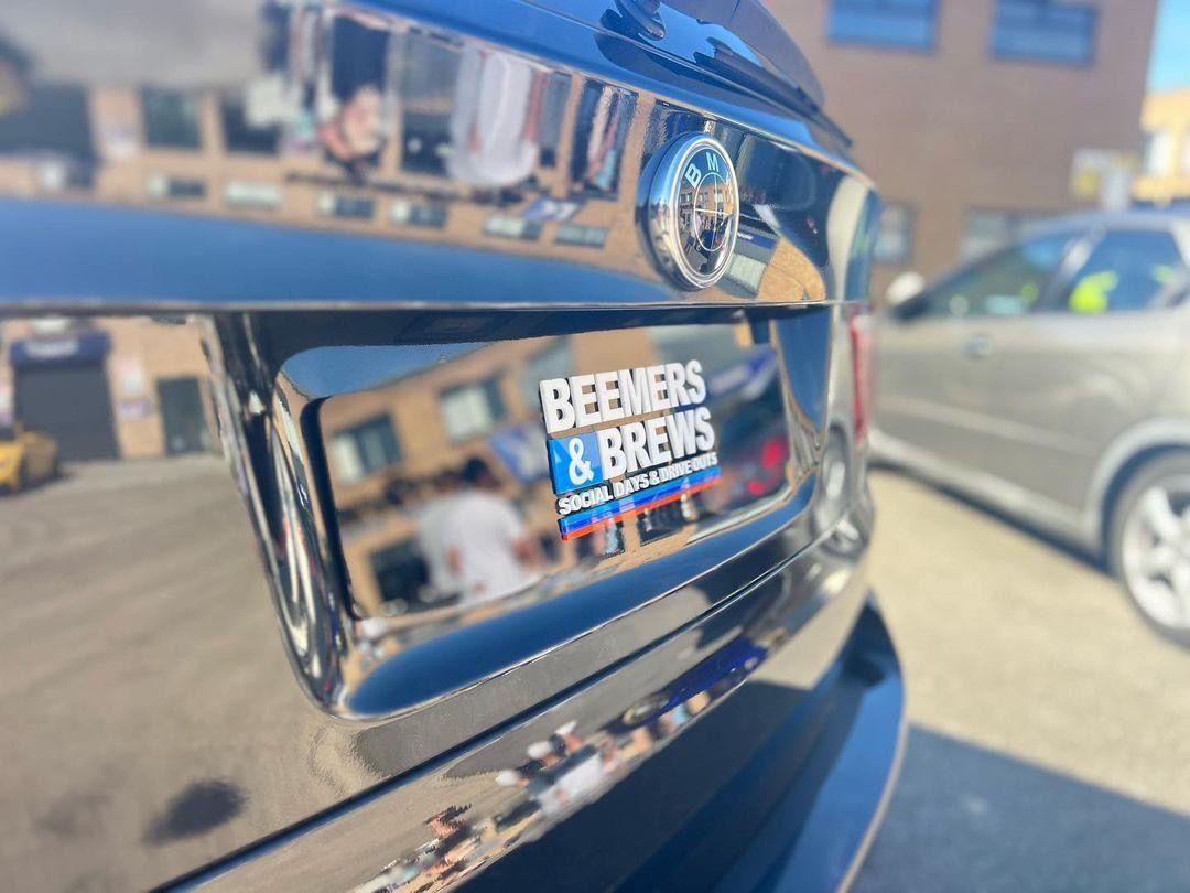 BMW Logo plates with 4D lettering – Crystal Plates
