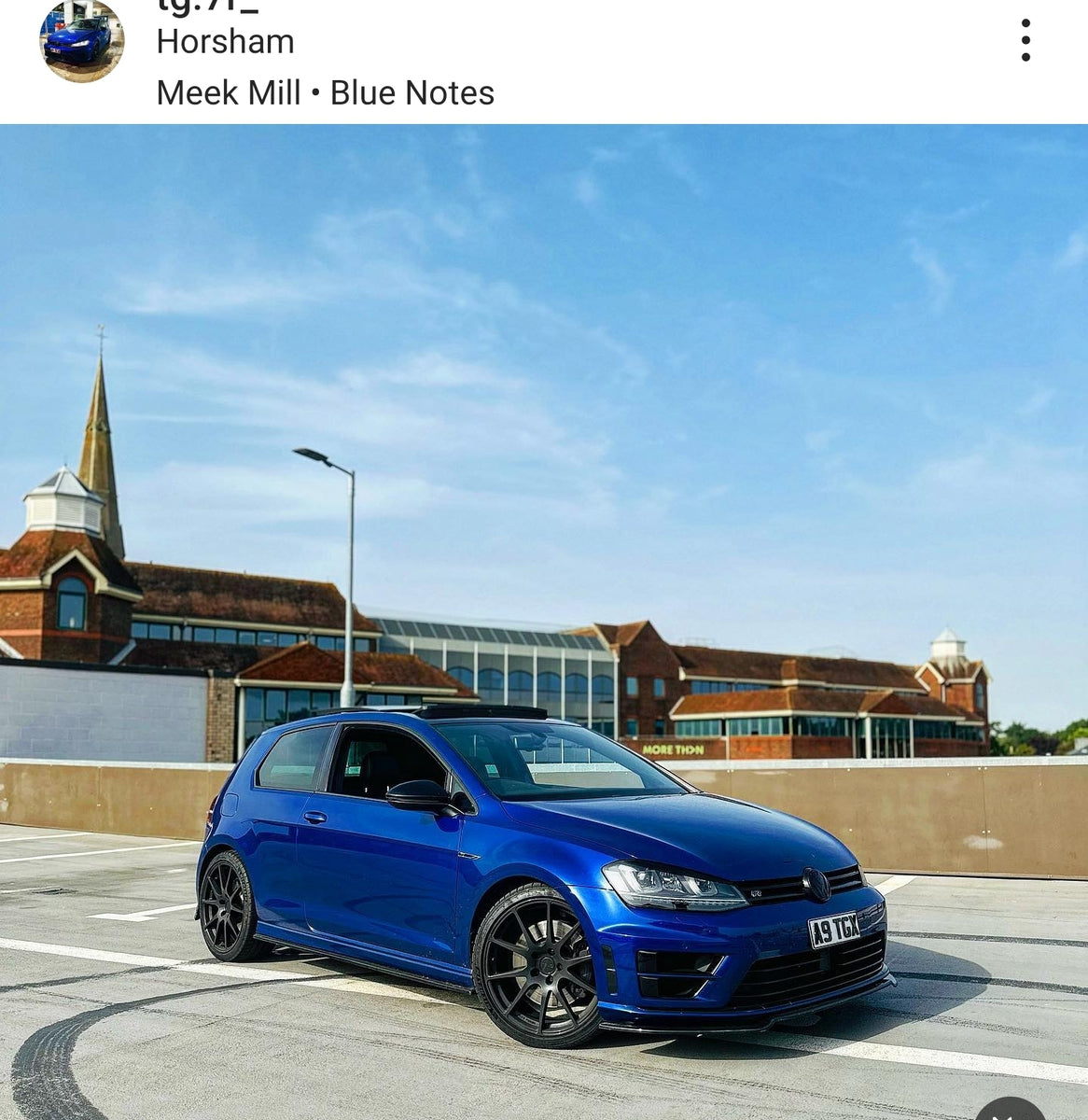 VW Golf R in Lapiz blue with some 3D plates – Crystal Plates