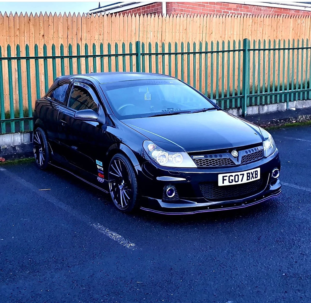 3D gel plates for this Vauxhall Astra VXR – Crystal Plates