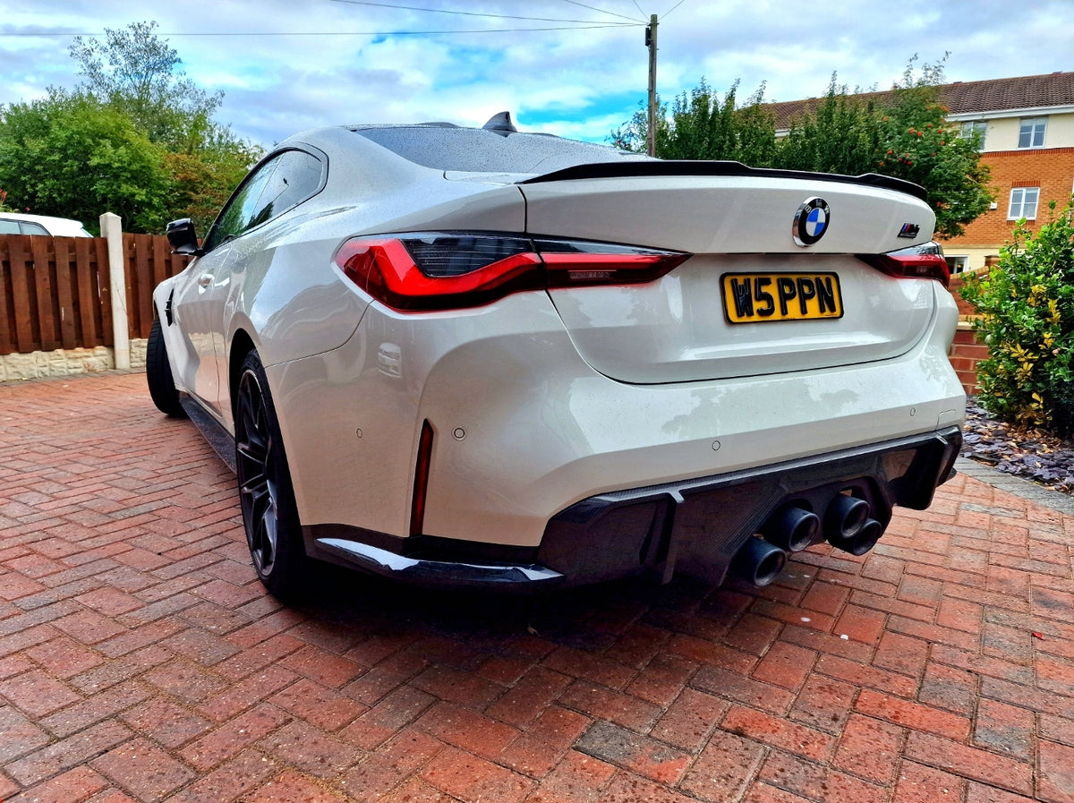 G82 BMW M4 with some short 4D gel plates – Crystal Plates