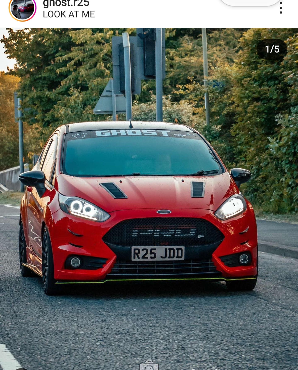 Ford Fiesta ST with some short 4D plates – Crystal Plates