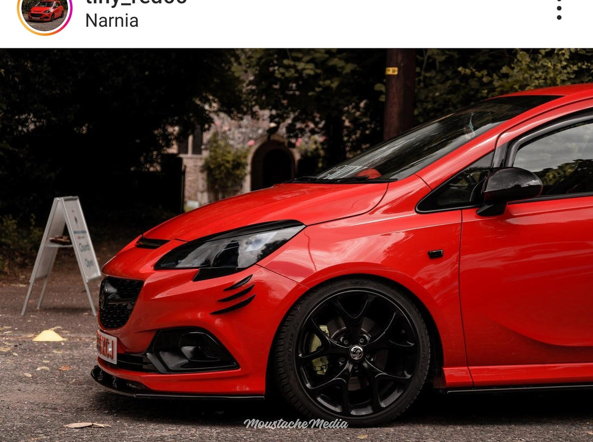 Vauxhall Corsa VXR with some 4D gel plates – Crystal Plates