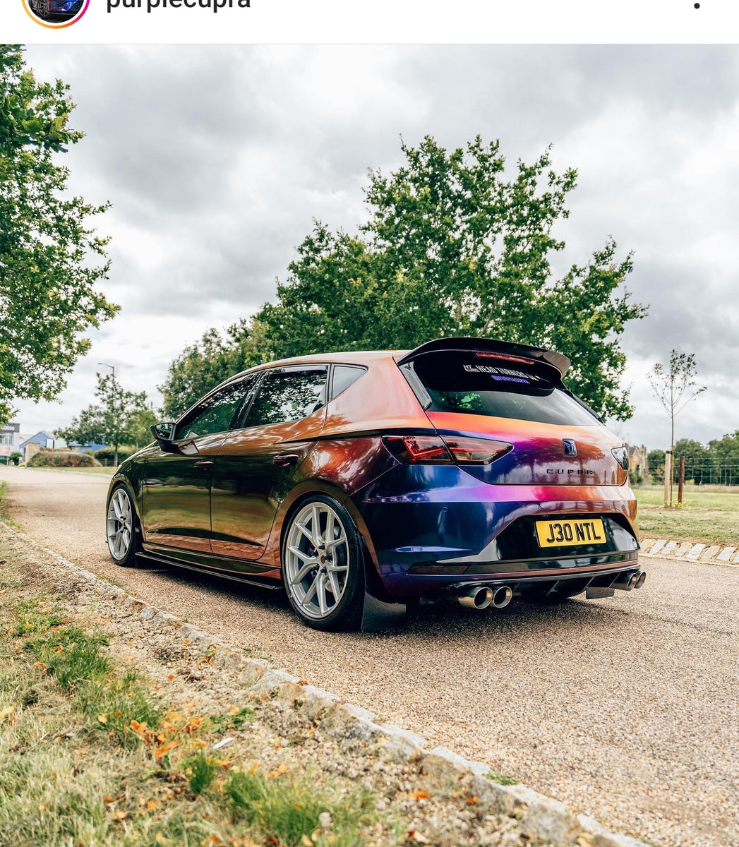 Purple Seat Cupra with some 4D gel plates – Crystal Plates