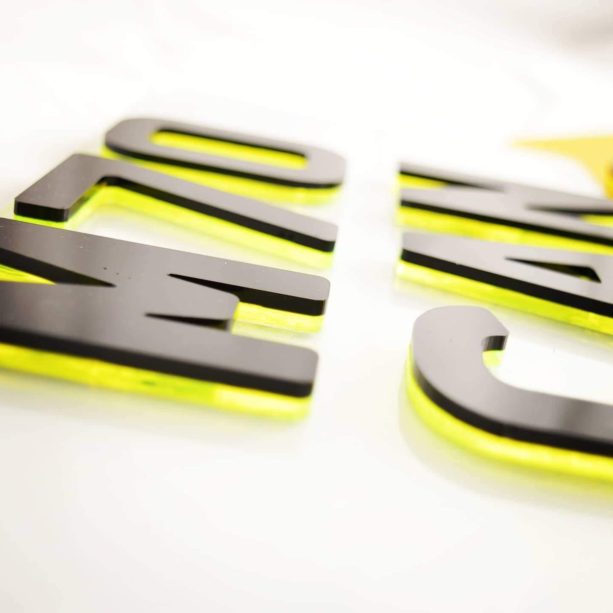 4D Green Neon number plates – Crystal Plates